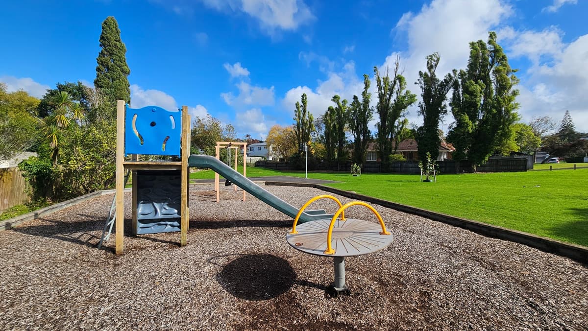 Stanaway Reserve Playground | North Shore Playgrounds